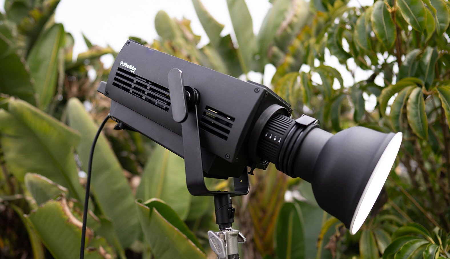 Profoto L1600D Daylight Mono-LED light for film production